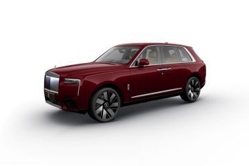 Rolls Royce Cullinan Price, Images, colours, Reviews & Specs